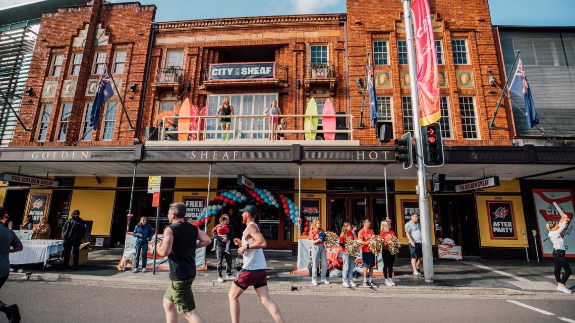 Pub & Garden bar in Sydney | The Golden Sheaf